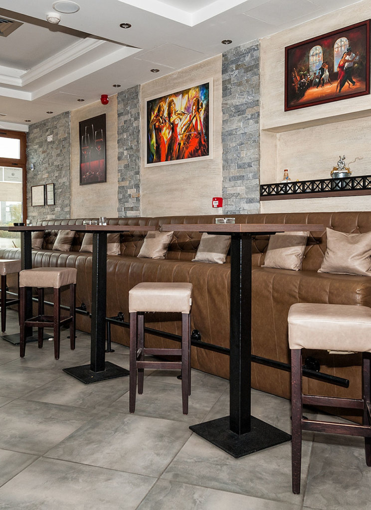 Restoran i bar - Restoran Bački dvor